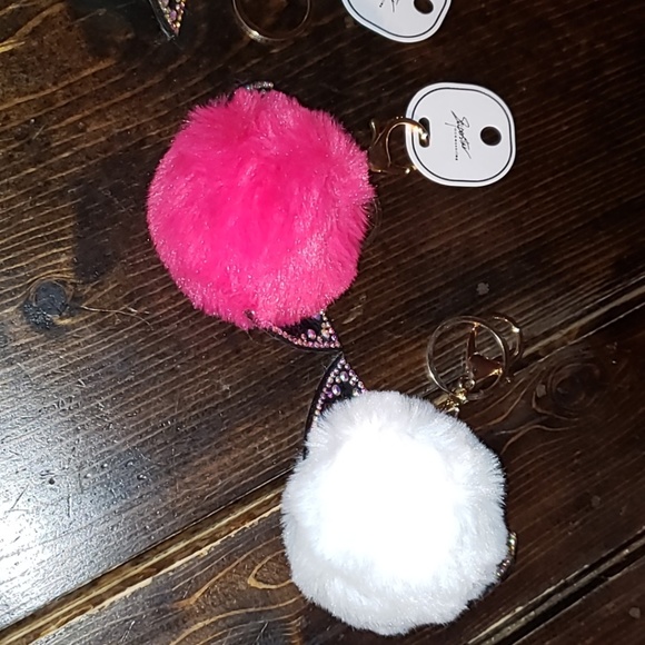 Pom Pom | Other | Kitty Cat Pom Pom Key Chains | Poshmark